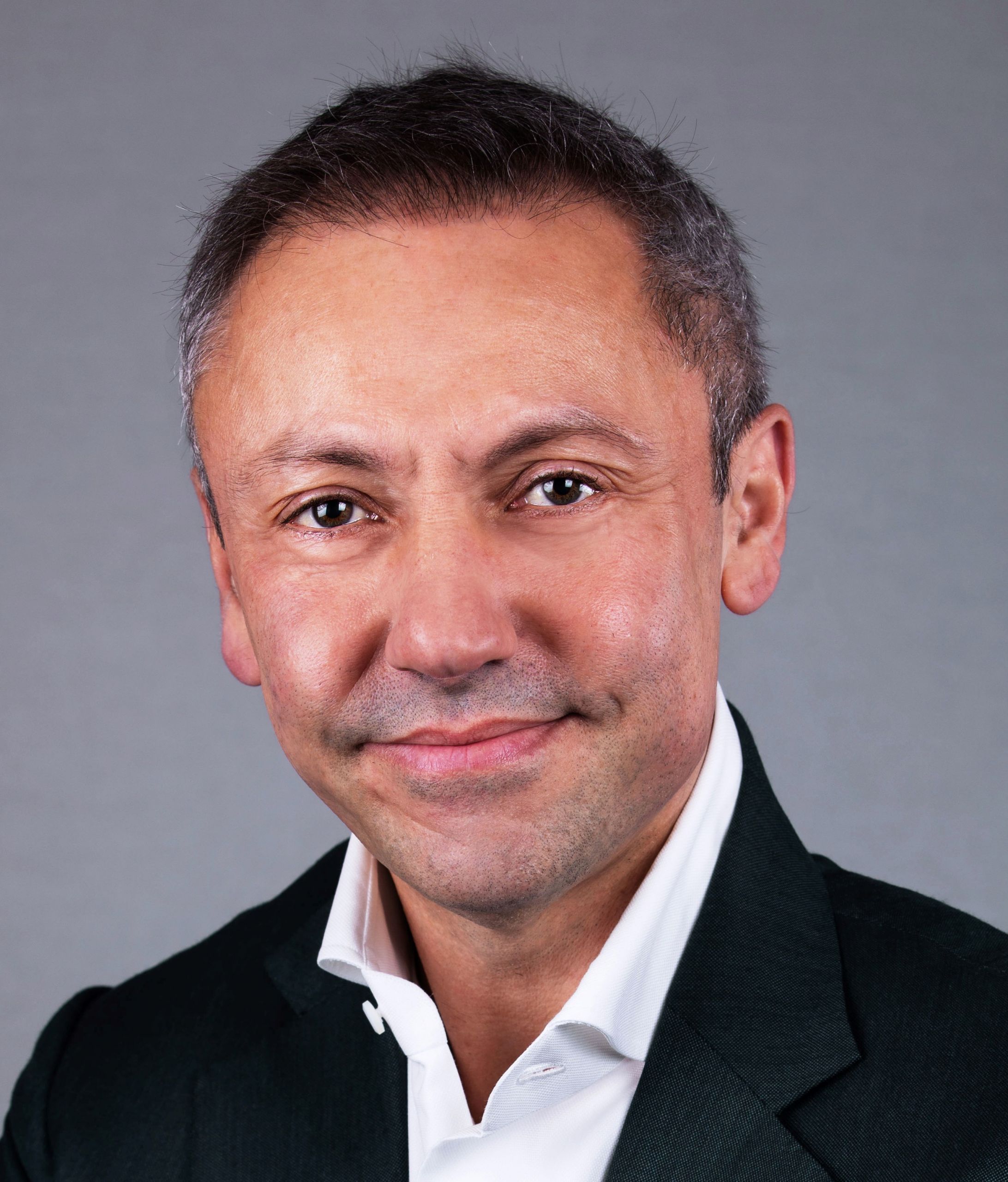 Gabriel Solomon - TECHRITORY