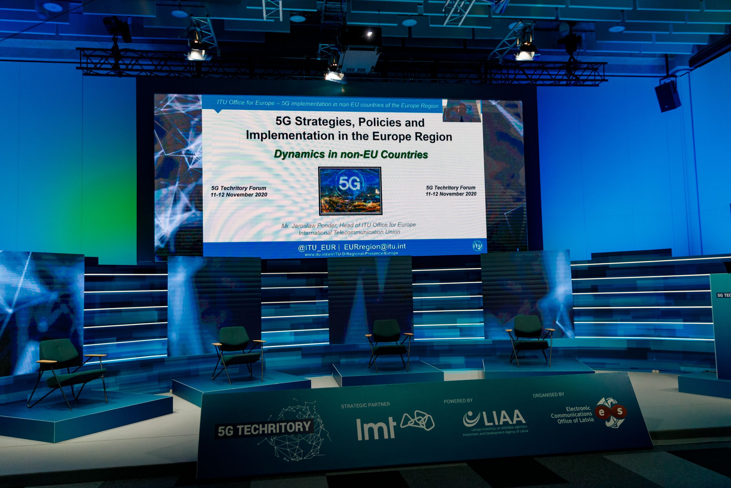 Techflix 2021 is LIVE: bitesize insights into the latest in 5G - TECHRITORY