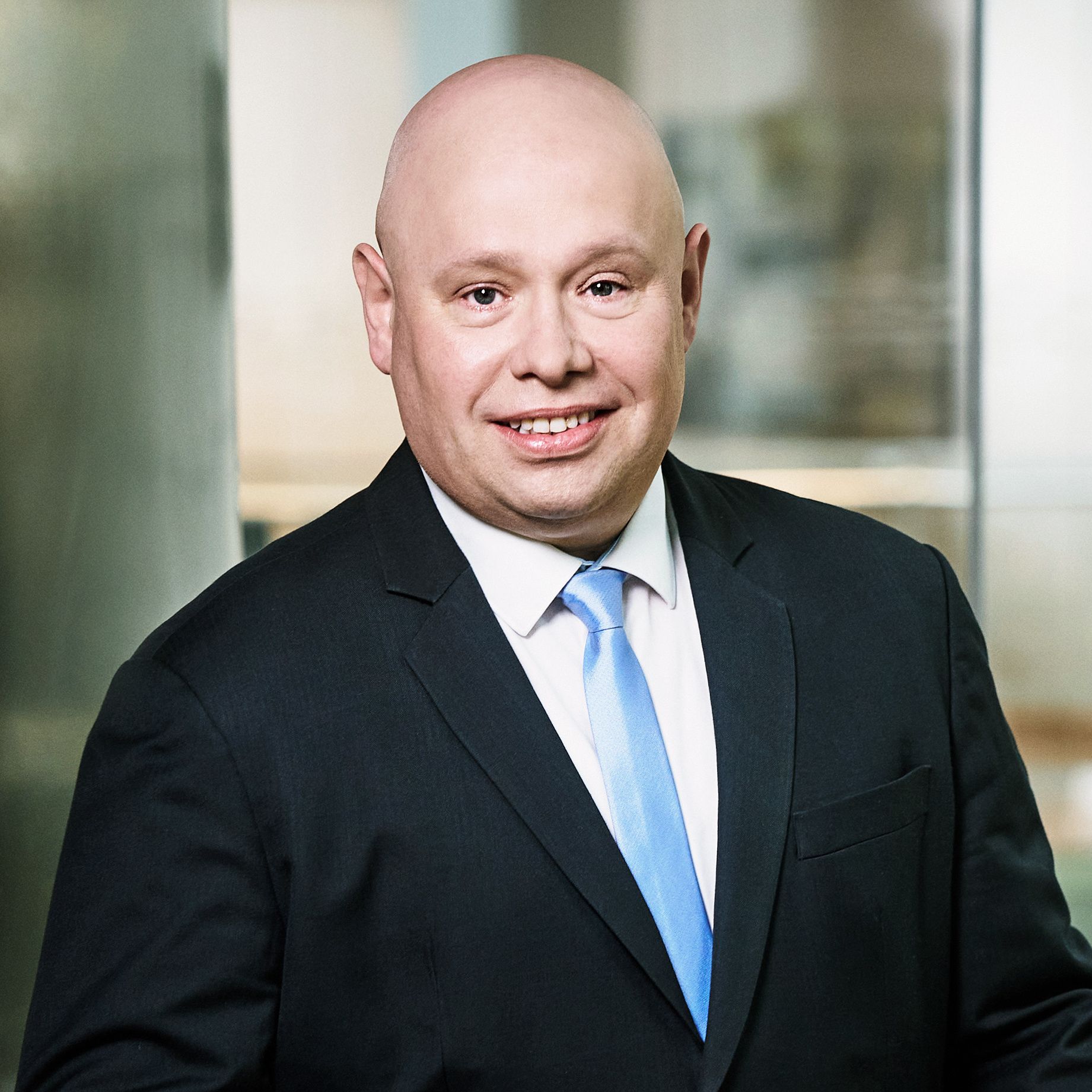 Egons Buss - TECHRITORY